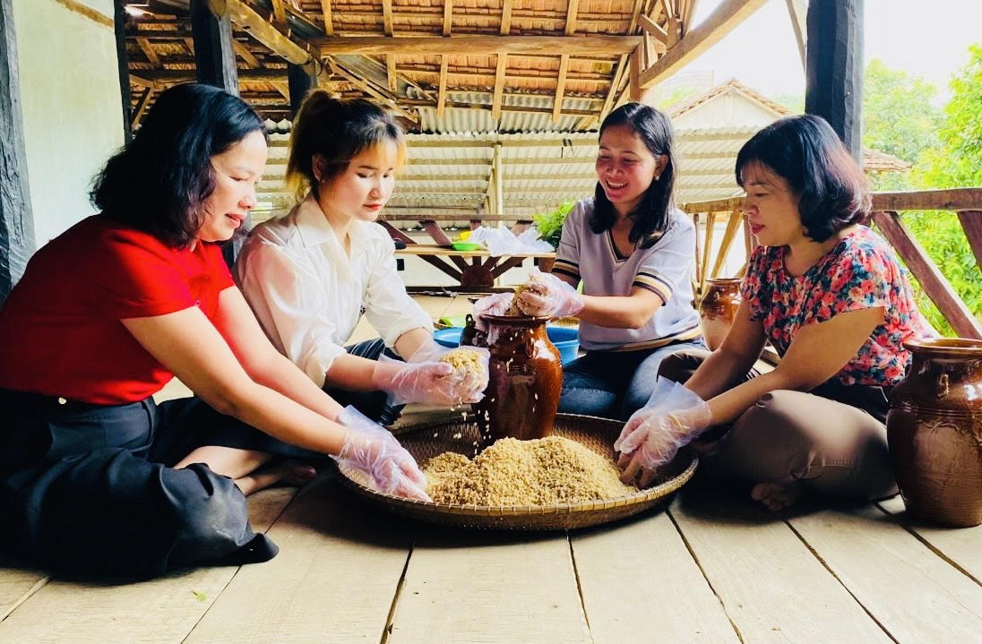 Thành phố Kon Tum: Bảo tồn và phát huy giá trị nghề truyền thống ...